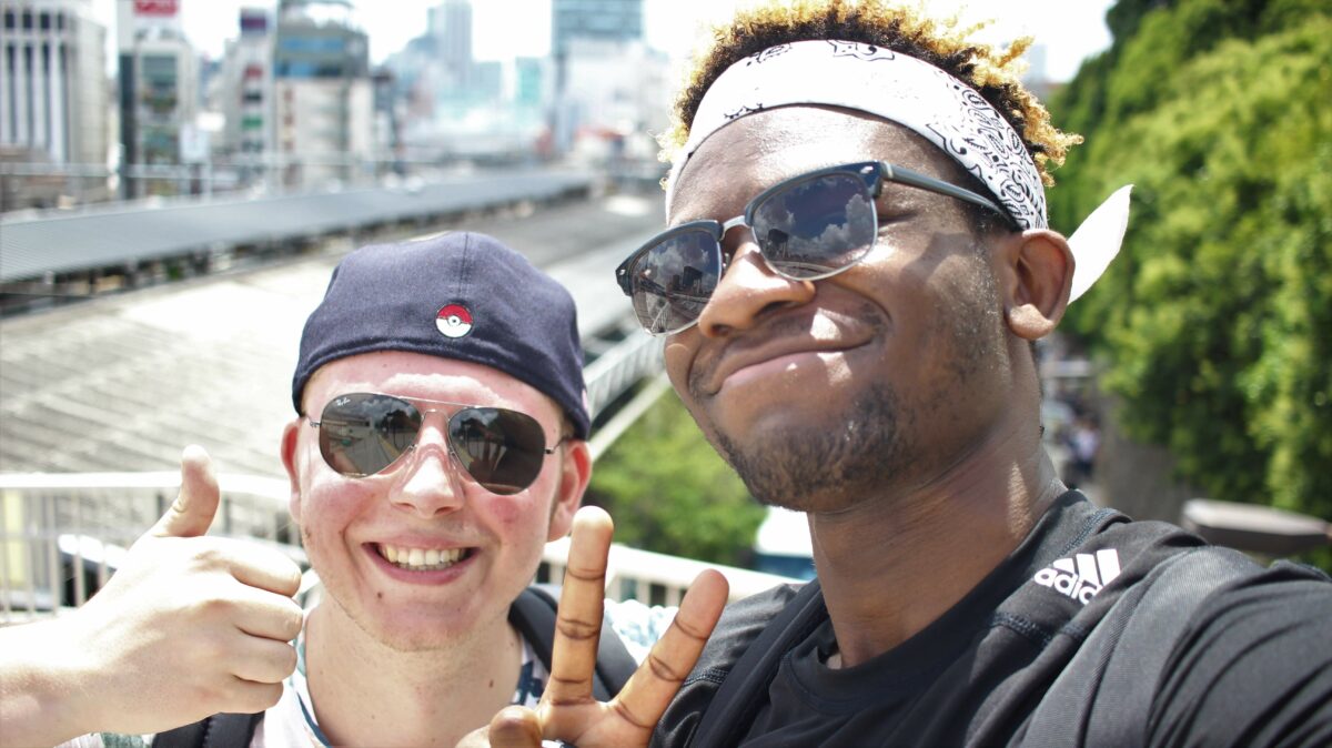 Airalo Moshi Moshi eSIM Review 2025: Japan Plans & Speedtests